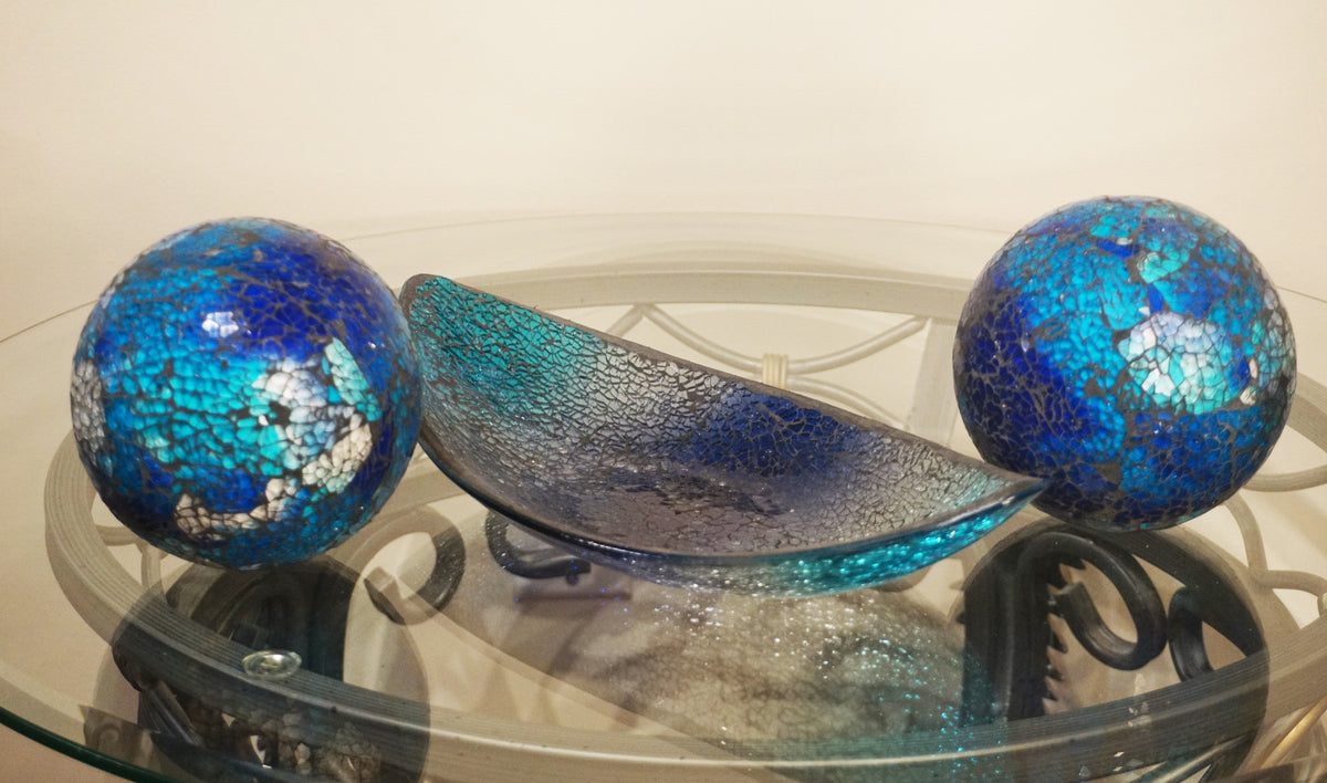 Ship Plate with 2 Large Decorative Balls in Teal and Ocean Blue – Papiyona